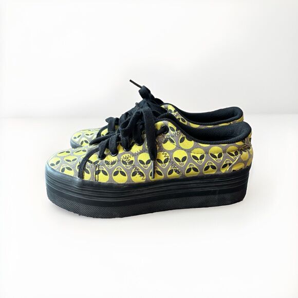 Jeffrey Campbell | Shoes | Jeffrey Campbell Jc Play Alien Womens ...